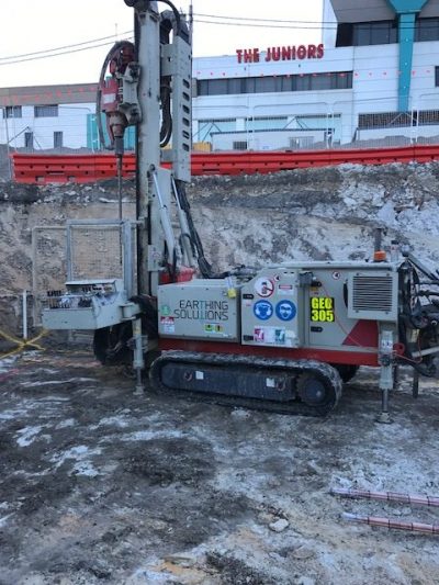 Installing earthing and bonding Anzac Parade Light Rail Traction ...